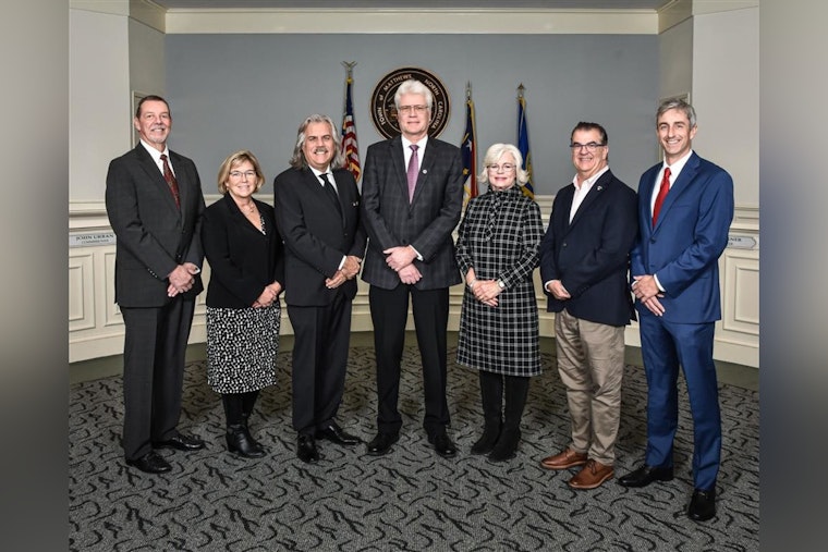 Matthews Welcomes New Board of Commissioners and Mayor Pro Tem for
