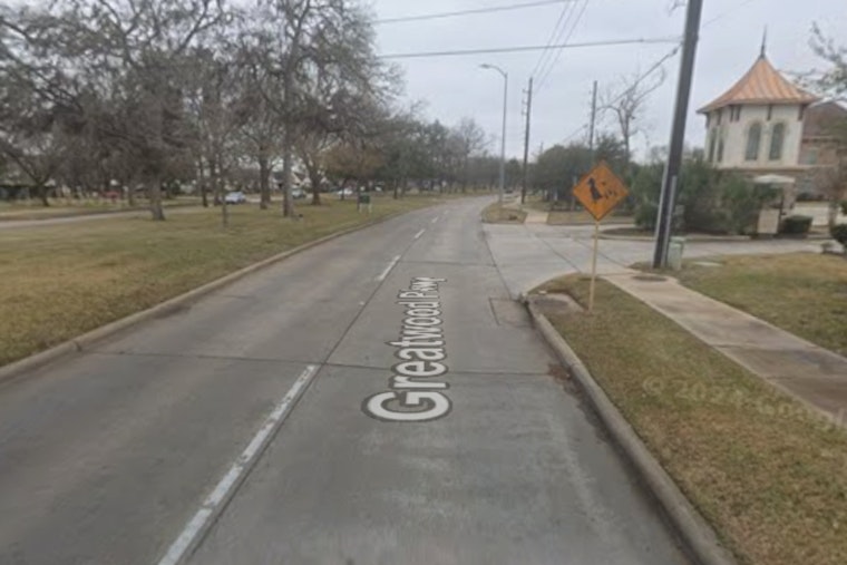 Mother Charged After Toddler Brings Unloaded Gun to Primrose School of