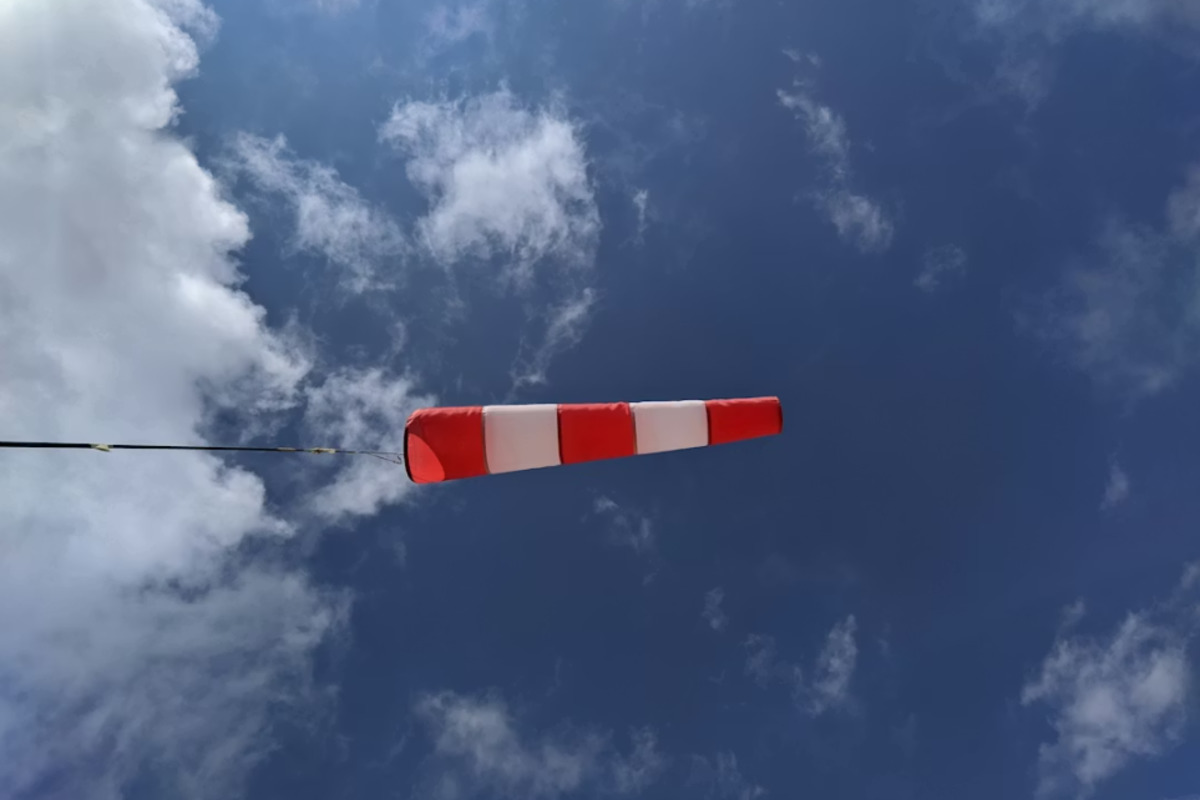 New York City Anticipates Varied Weather Patterns as Gale Conditions