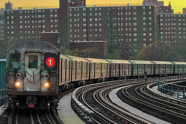 New York Governor Kathy Hochul Vetoes Bill Mandating Two-Person Crews