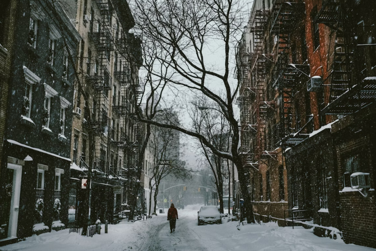 New York Prepares for Snow and Rain in Manhattan, Brooklyn, Queens,
