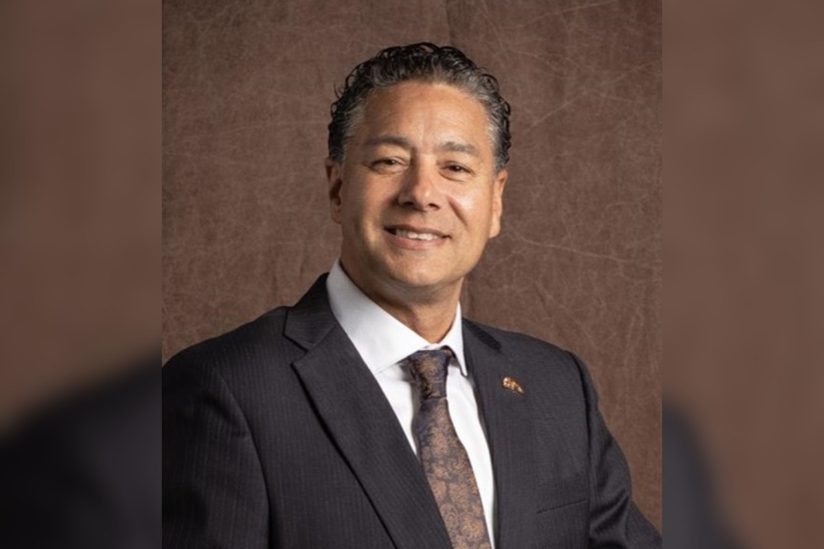 Oakland Councilmember Ken Houston Defends Controversial Gesture Amid