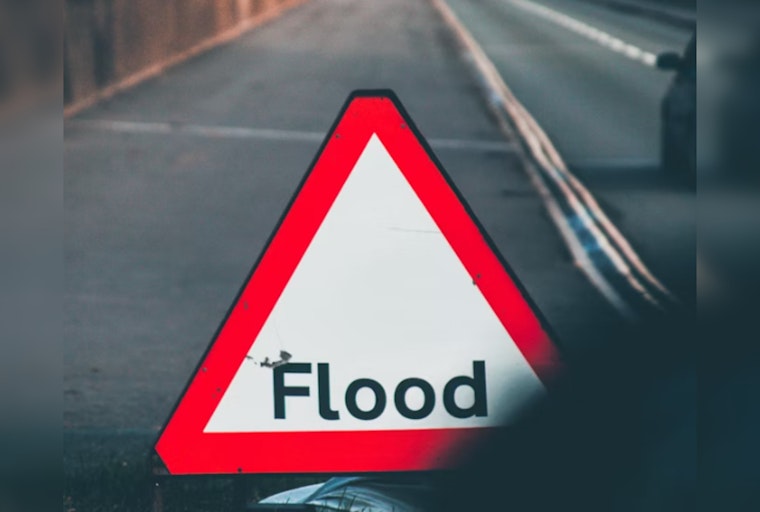 Seattle Area on Alert: Flood Warnings, Landslide Risks Amid Severe