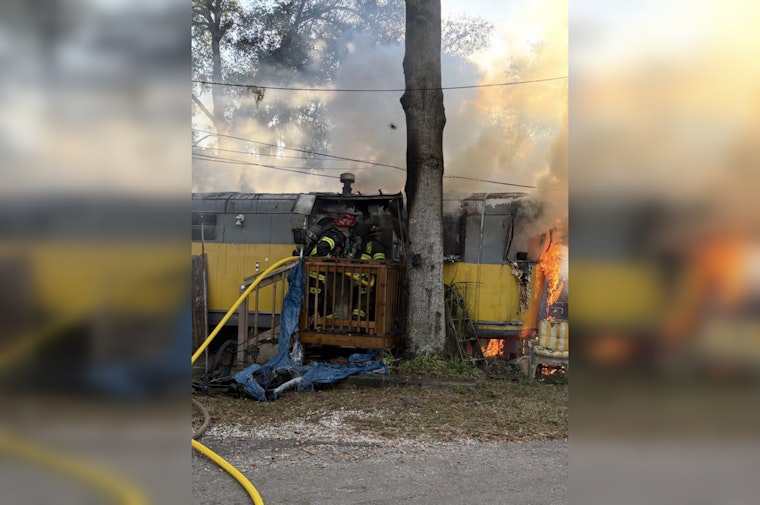 Swift Action by Firefighters Extinguishes Mobile Home Blaze in West