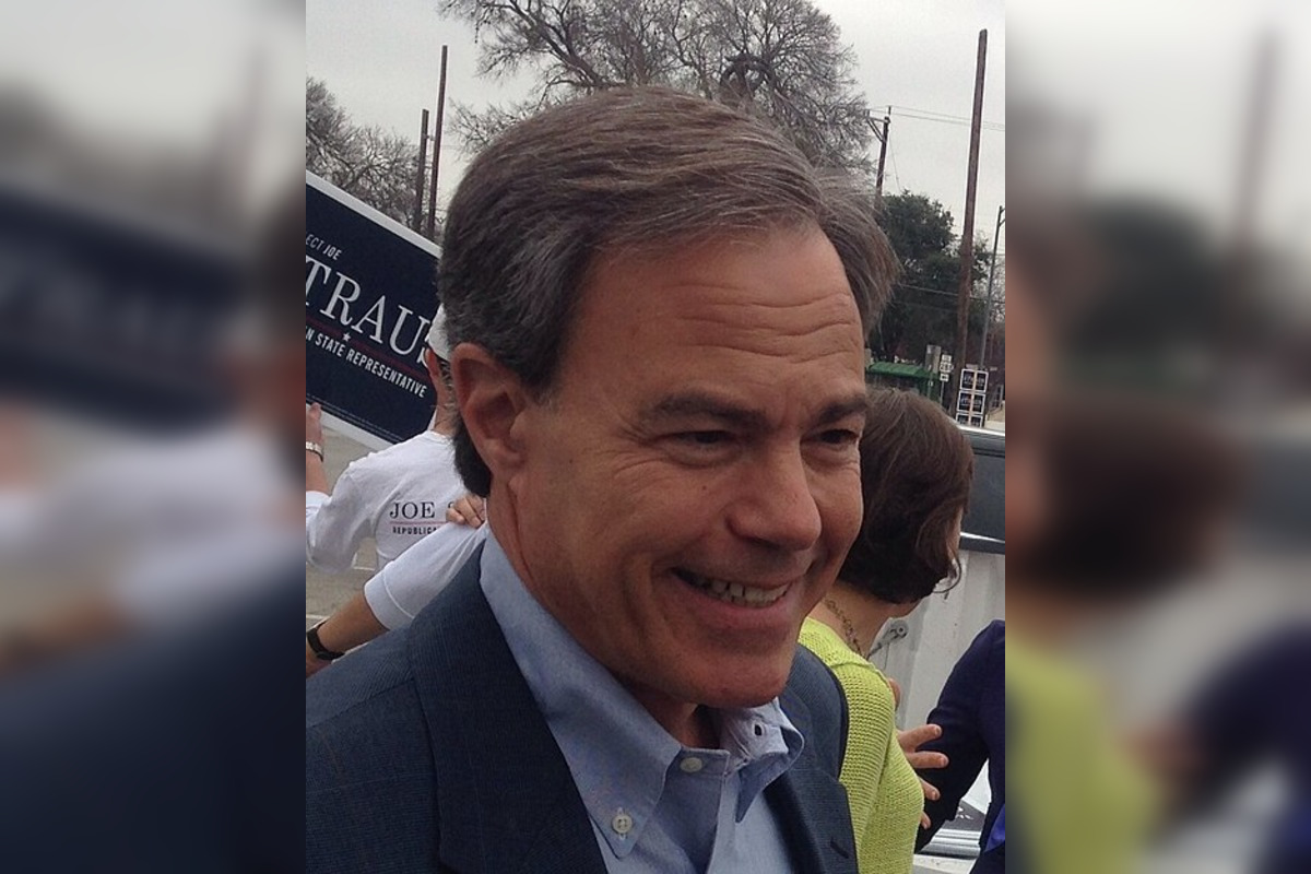 Texas Ex-Pols Still Dining Out On Old Campaign Cash