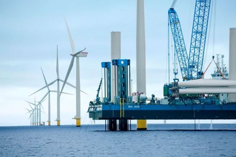 U.S. Halts Offshore Wind Farms Amid New National Security Threats