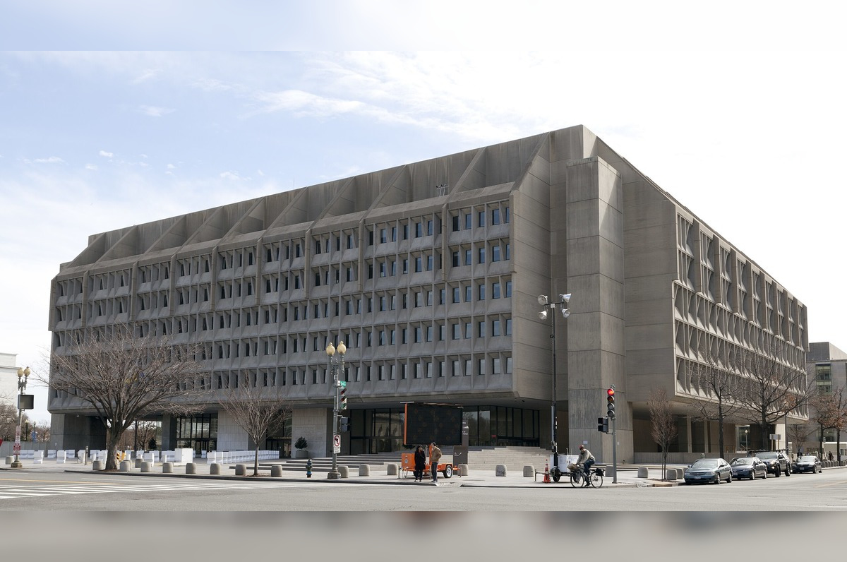 U.S. Senators Sound Alarm on Nitazenes, Warn of Potent Opioid Wave