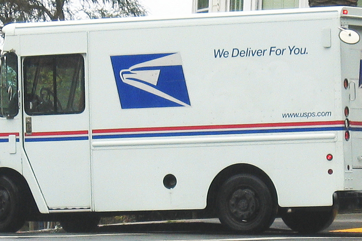 USPS Launches Real-Time Holiday Mail Counter Ahead of Seasonal Surge,