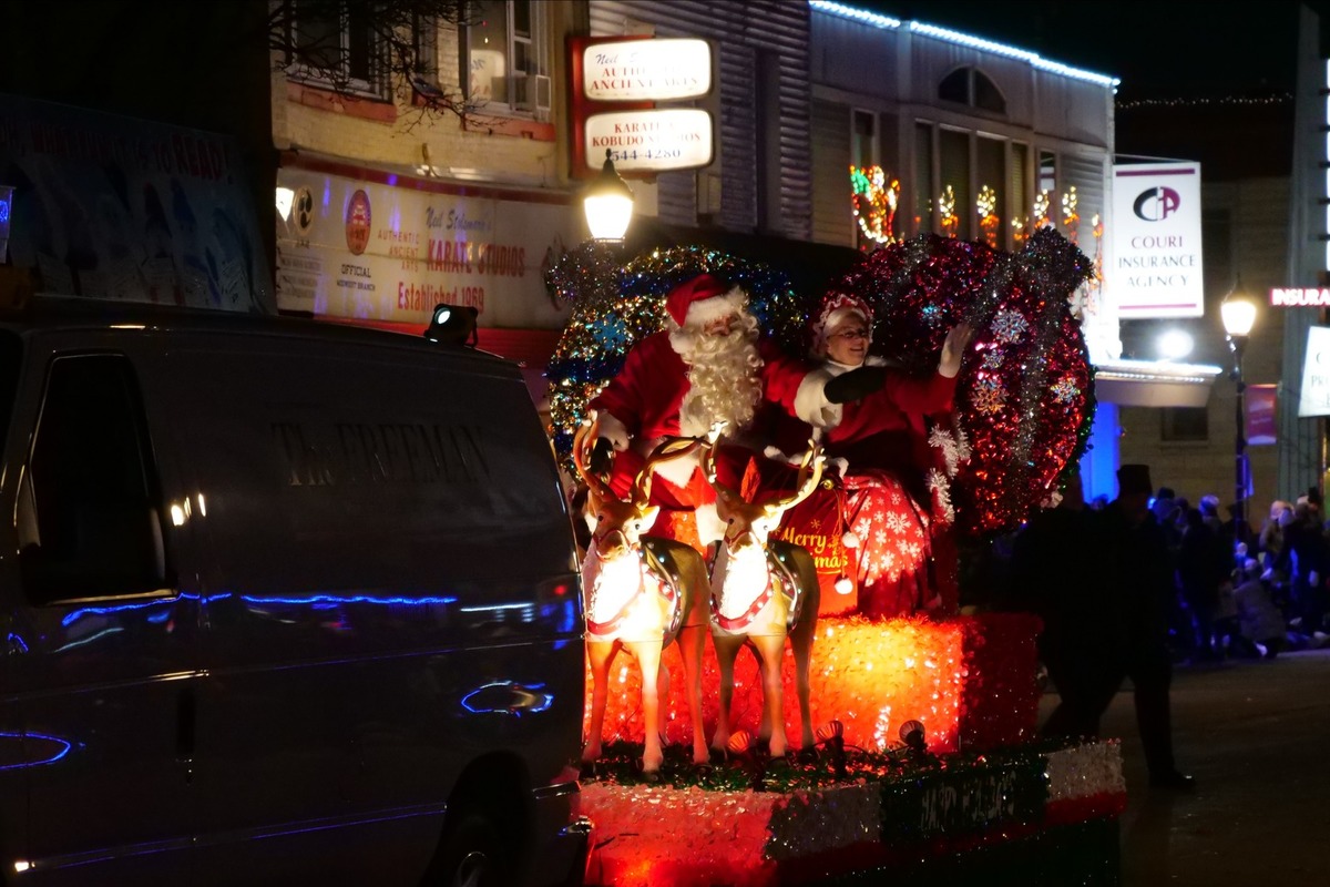 Waukesha Christmas Parade Traffic Update Road Closures and Free