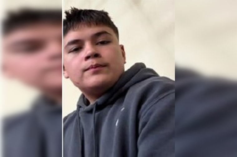Chicago Police Seek Public's Help in Locating Missing Teen Seth Abarca
