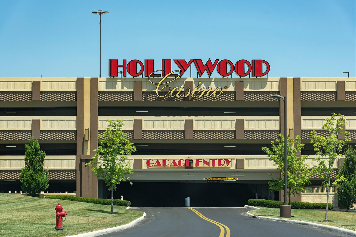 Detroit Devastated: Two Young Souls Perish in Casino Parking Garage as