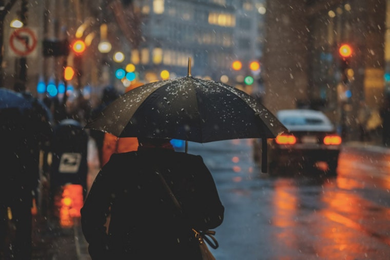 Las Vegas Braces for Gusty Winds and Potential "Atmospheric River,"