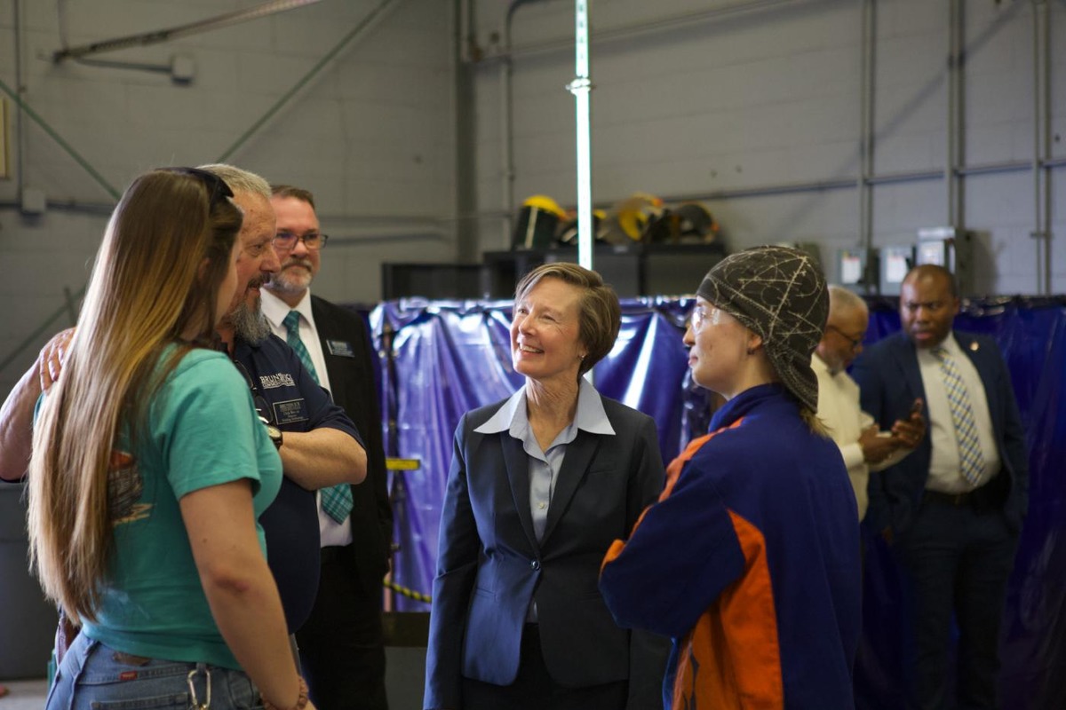 Lt. Gov. Rachel Hunt Launches Statewide Community College Tour at