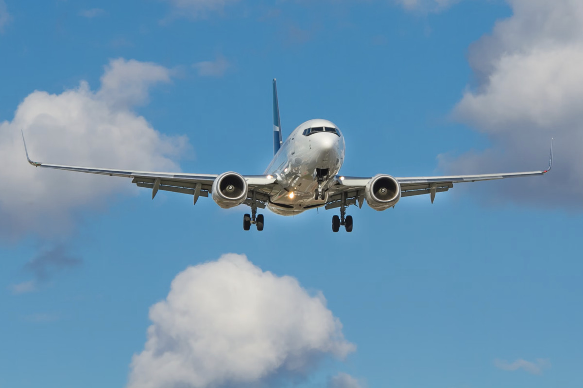 Phoenix Pilot Sounds Alarm on Air Traffic Controller Shortage as