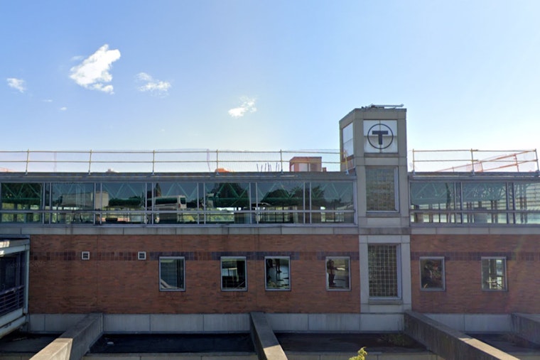Red Line Service Resumes After Early Morning Fire at Boston's