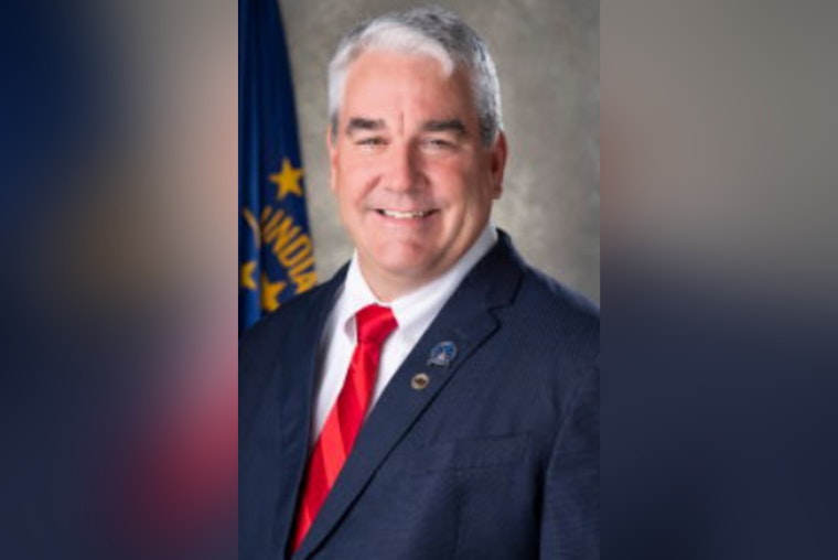 Senator Andy Zay Hosts Eastbrook High Student at Indiana Statehouse