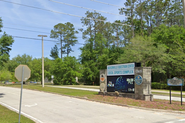 Strong Winds Partially Collapse Jacksonville Fairgrounds Construction