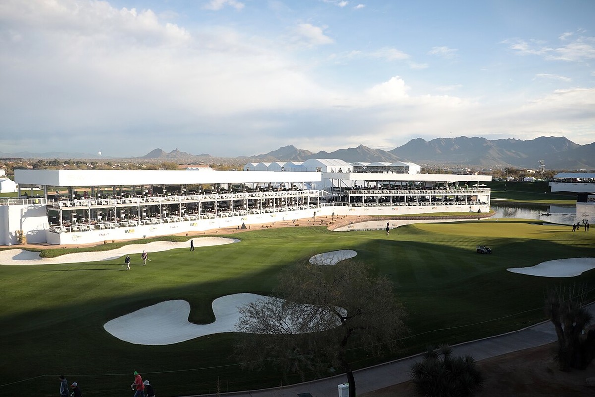 WM Phoenix Open in Scottsdale Transcends Golf, Becoming a Stylish