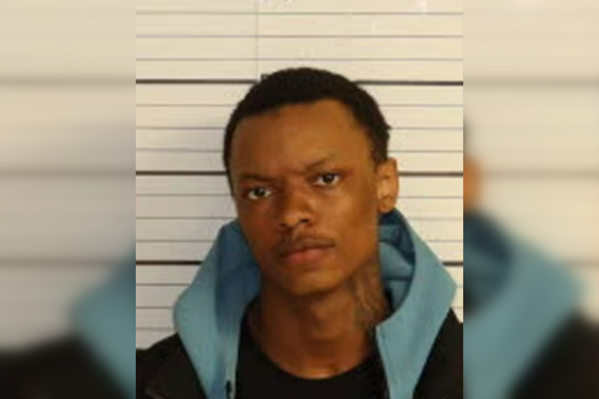 18-Year-Old Suspected in East Memphis Store Shooting and Robbery