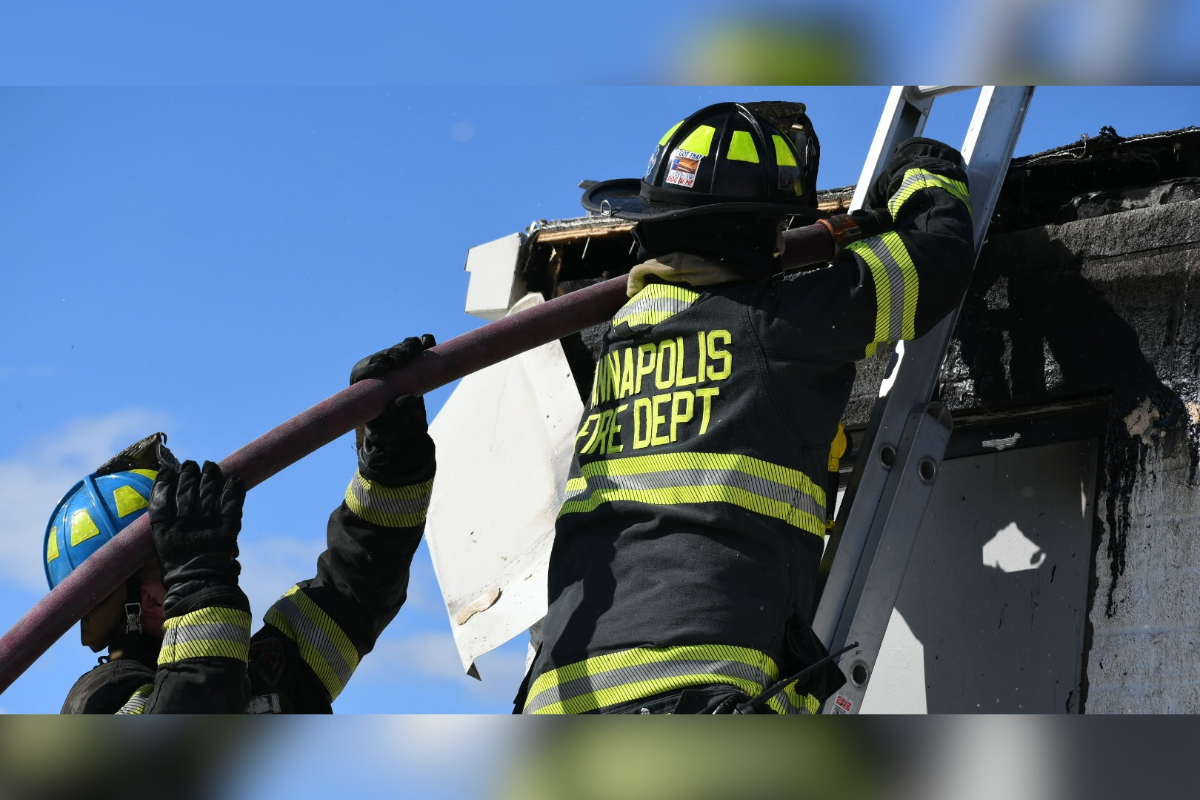 Annapolis Apartment Building Escapes Major Damage After Rooftop Fire,
