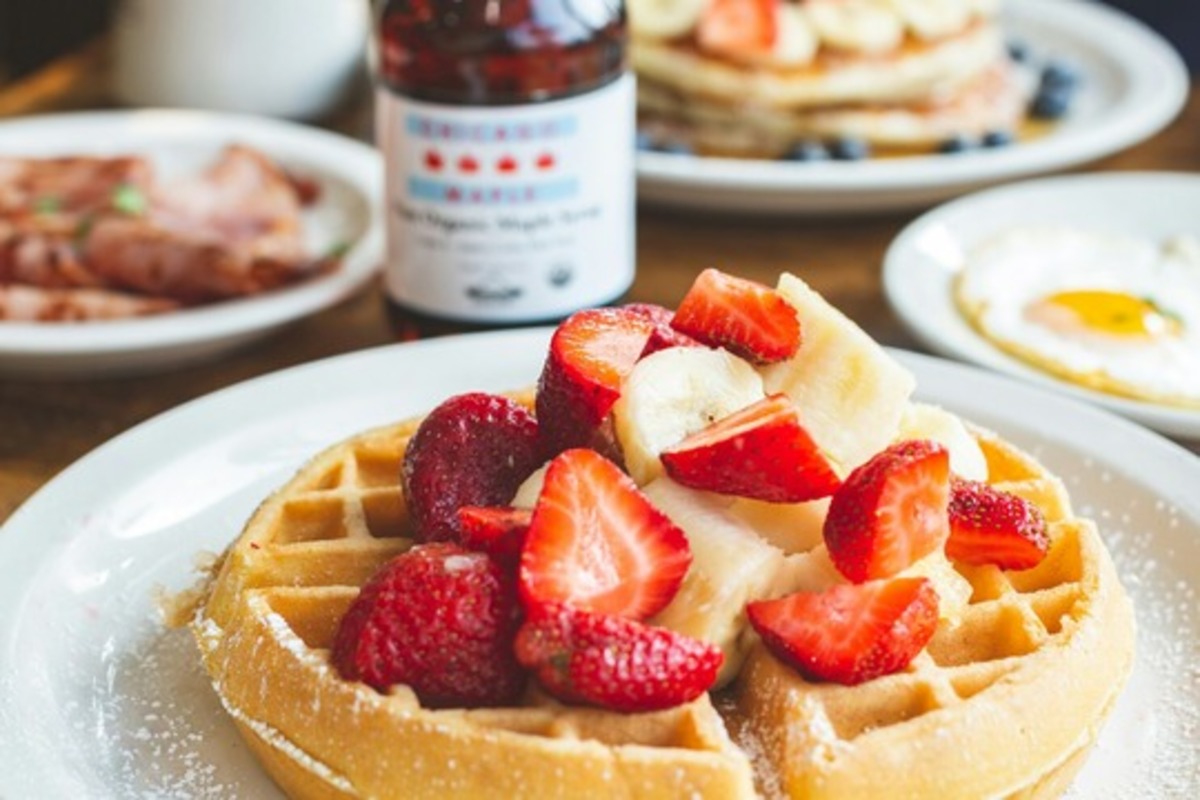 Brooklyn Park Hosts Belgian Waffle Breakfast to Benefit Crime