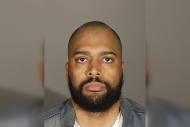 Burbank Man Charged in Alleged $100K Camera Equipment Rental Scam