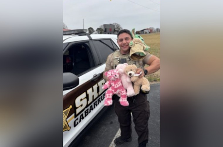 Cabarrus County Sheriff's Office Celebrates the Return of Veteran