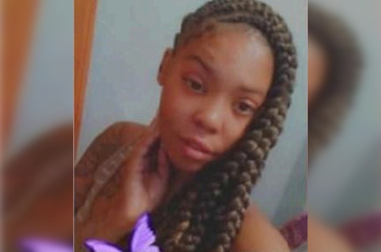 Chicago Police Seek Help to Locate Missing 33-Year-Old Arielle "Lil