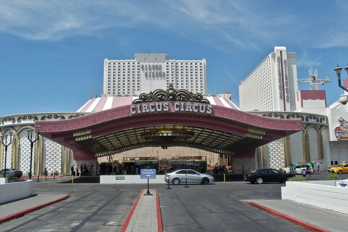 Circus Circus Las Vegas Offers 50% Off Adventuredome Entry for Nevada