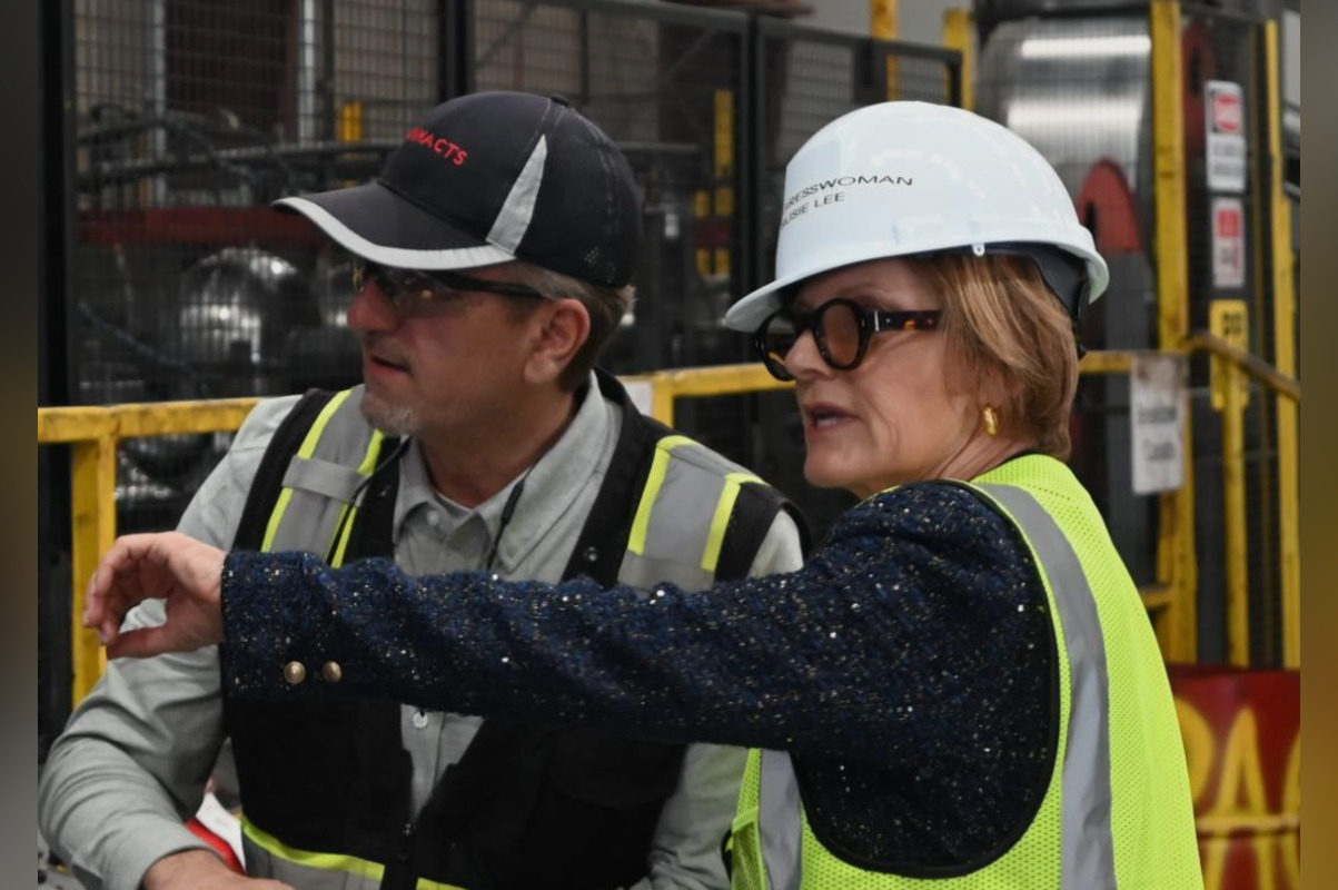 Congresswoman Susie Lee Introduces Bipartisan Bill to Combat Doctor