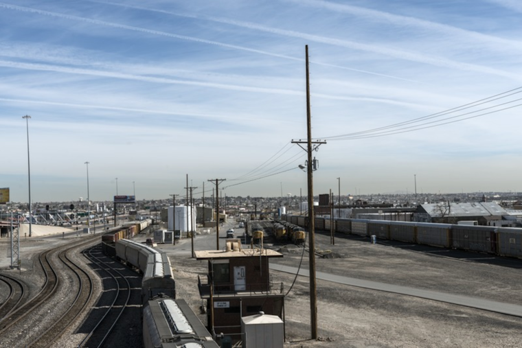 El Paso on Alert: Severe Weather Warnings for Dust, High Winds, and