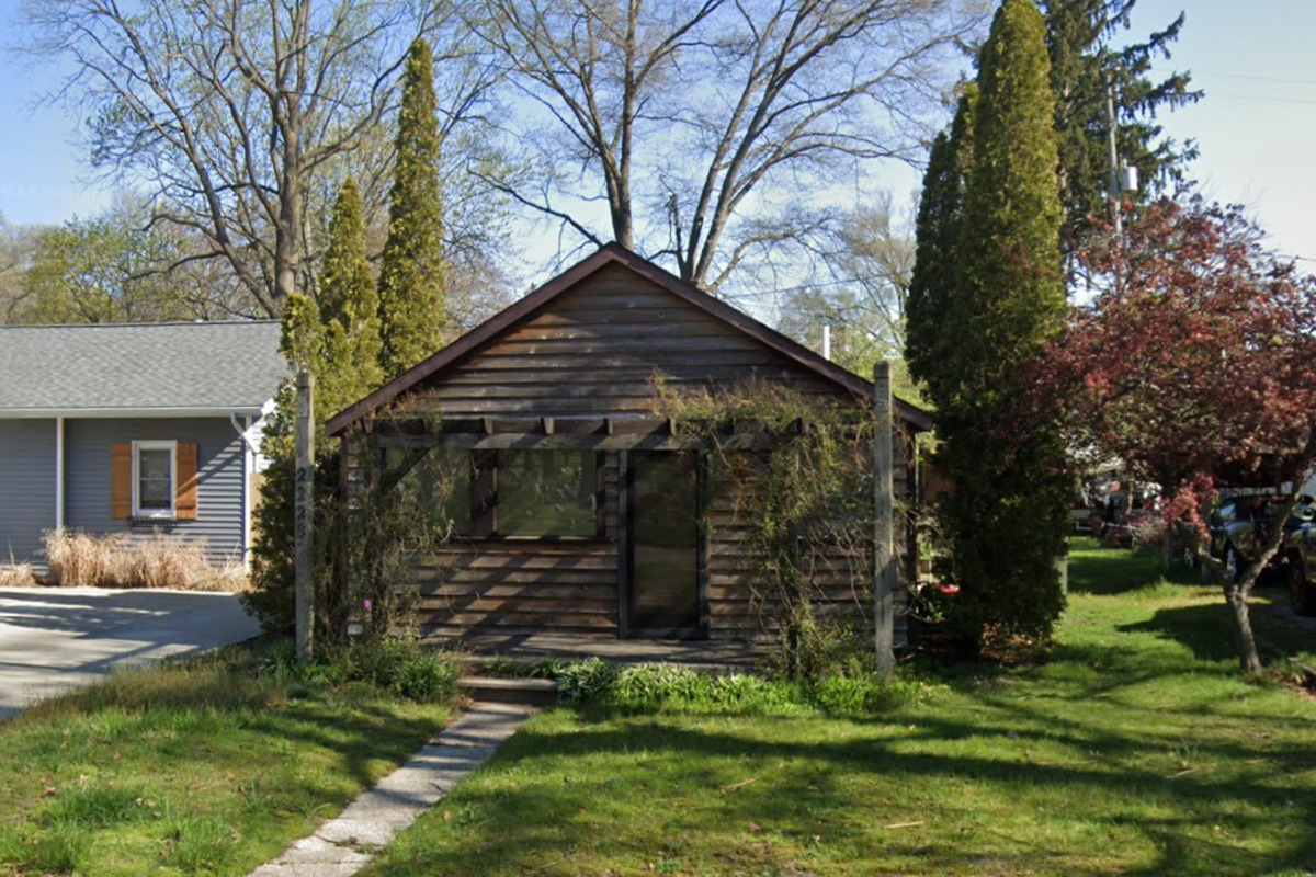 Elderly Man Perishes in Muskegon House Fire, Investigation Underway