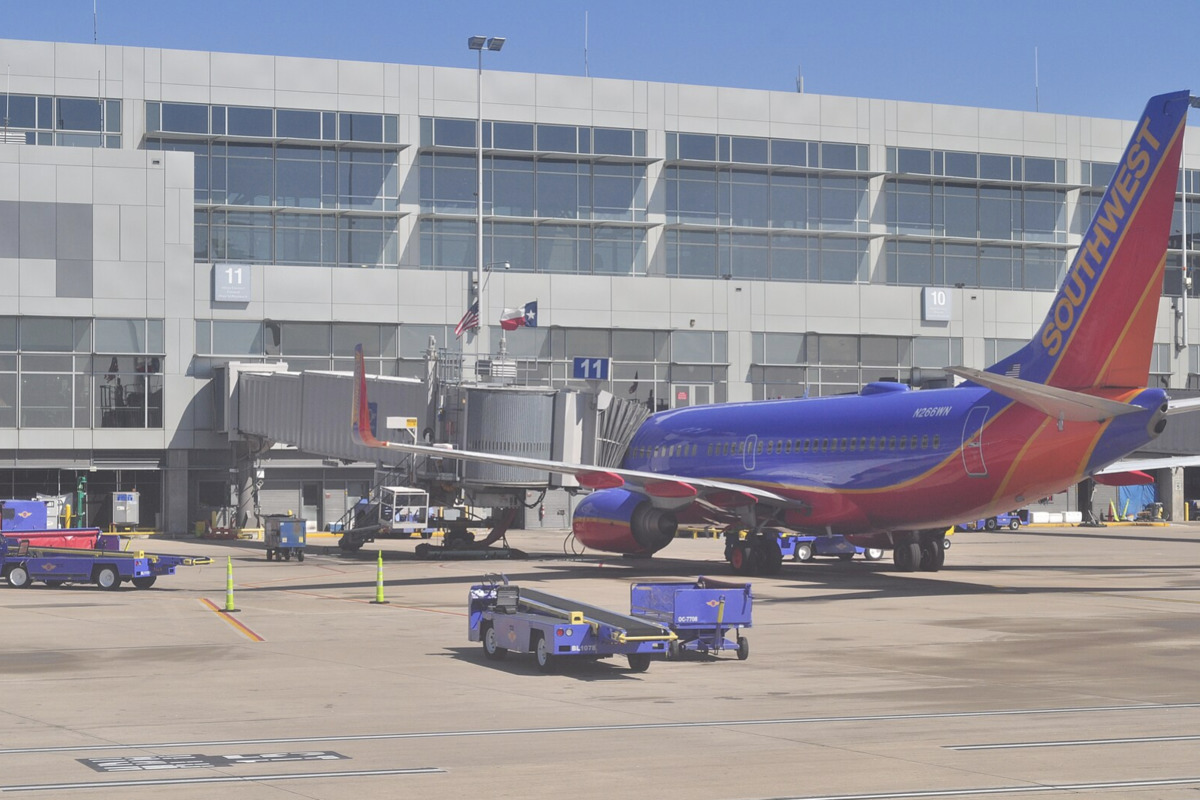 FAA Extends Ground Stop to Dallas Flights Headed to Austin Amid Staff