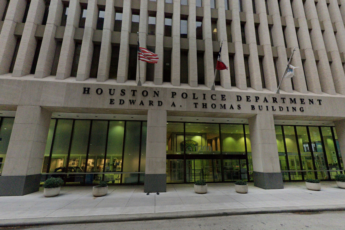 Houston Police Adjust Tactics, Obliged to Notify ICE Over Deportation