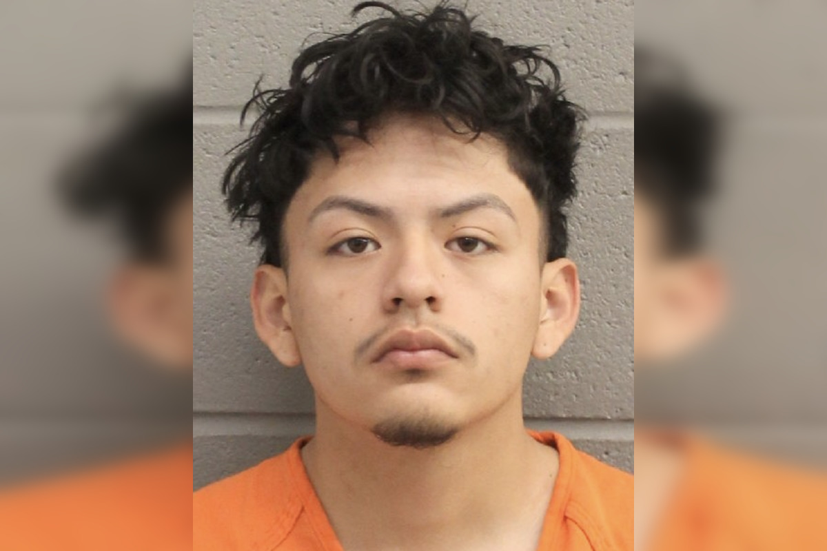Houston Police Arrest 19-Year-Old Erik Humberto Gomez Gante, Charging