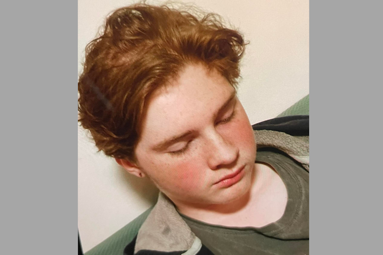 Knoxville Community Rallies in Search for Missing Teenager Seth Horney