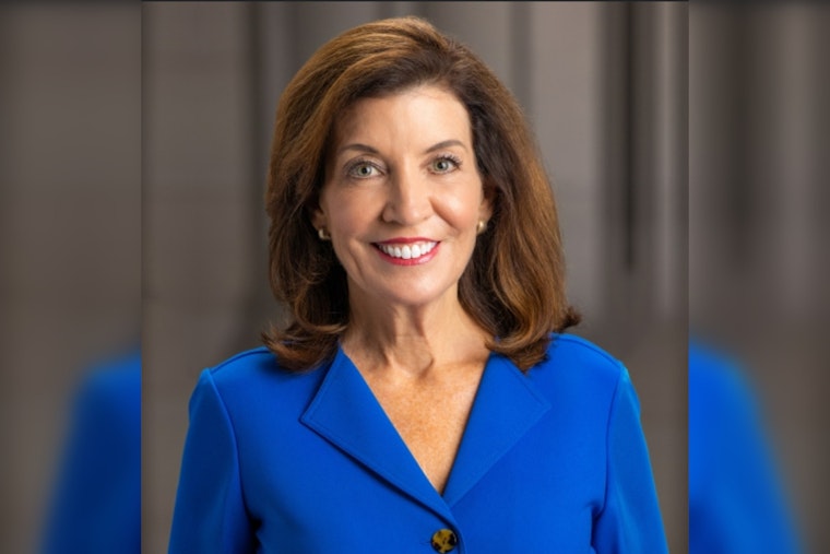 New York Governor Kathy Hochul Advocates for Federal Workers Amid