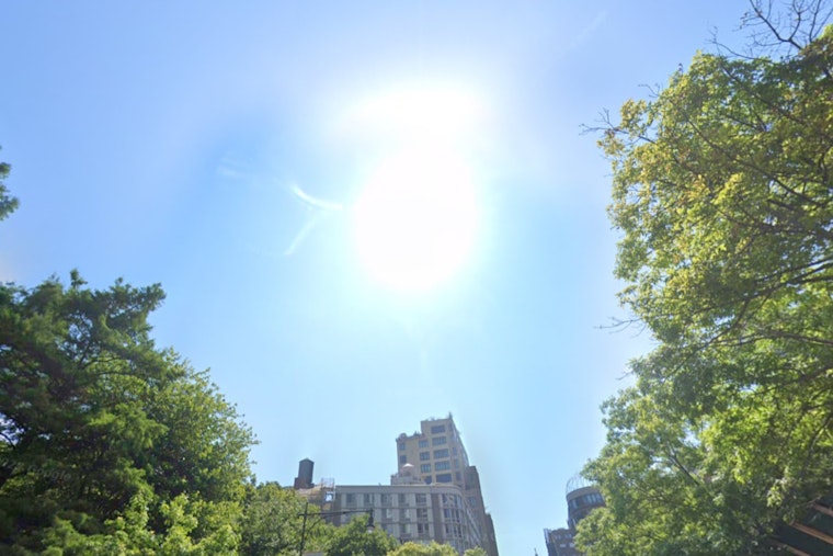 New Yorkers to Enjoy Sunny Start Before Midweek Rainfall, According to