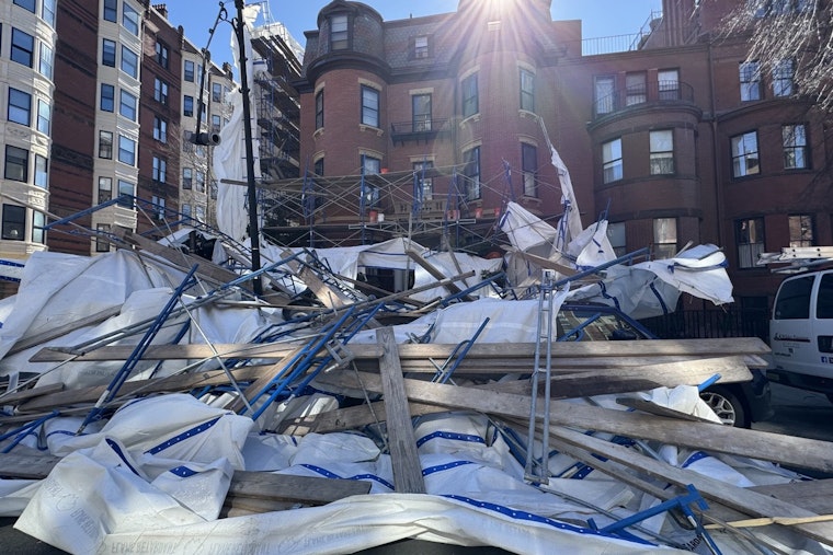 Scaffolding Collapse in Boston's Back Bay Amid High Winds, Emergency