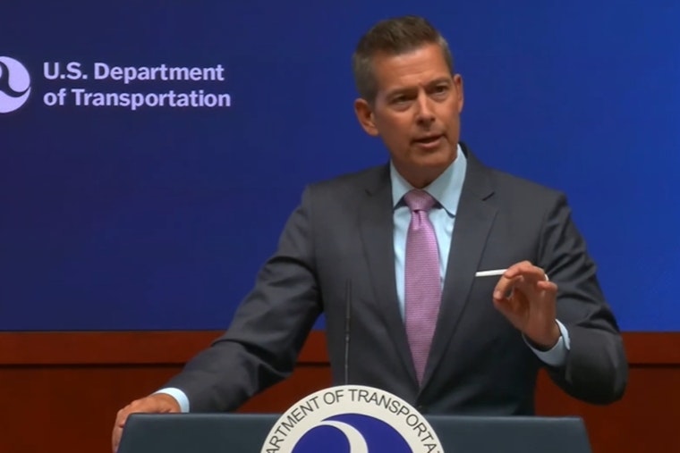 U.S. Transportation Secretary Announces Permanent FAA Flight Operation