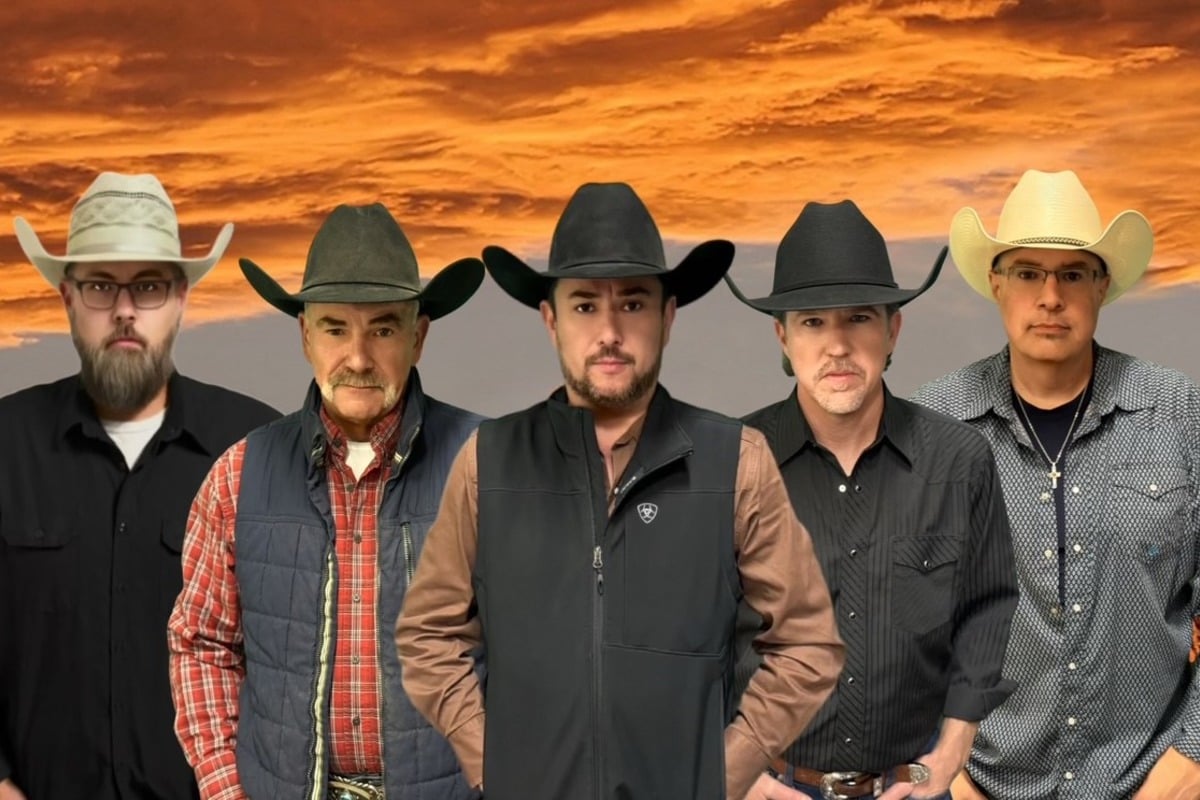 Western Fusion Band to Headline Free Country Music Concert at Peoria's