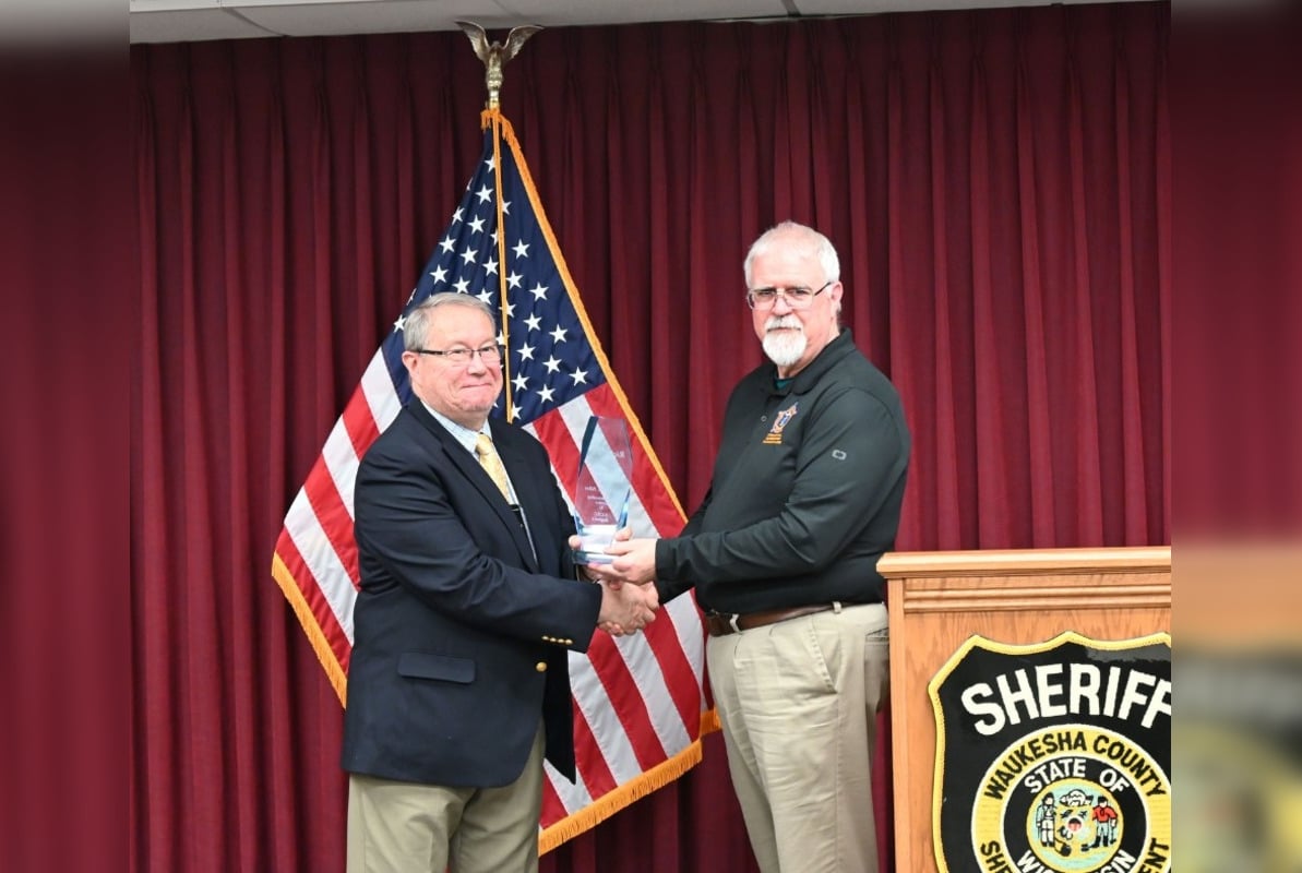 Chaplain Steve Niles Honored with Lifetime Service Award by Waukesha
