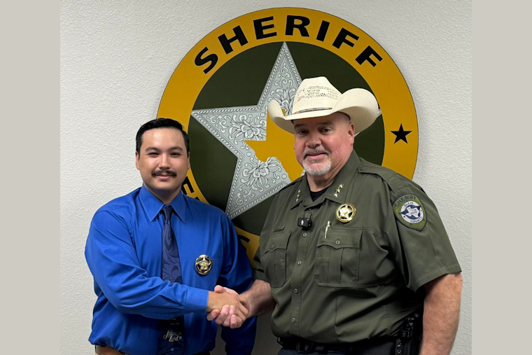 Ellis County Sheriff's Office Swears in New Deputy with Family Law
