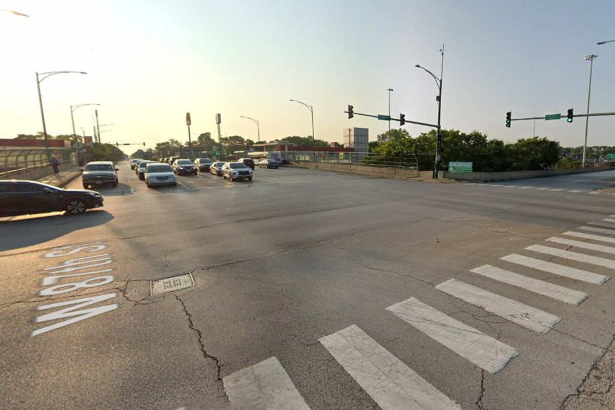 Fatal Multi-Vehicle Collision on Dan Ryan Expressway Disrupts Chicago