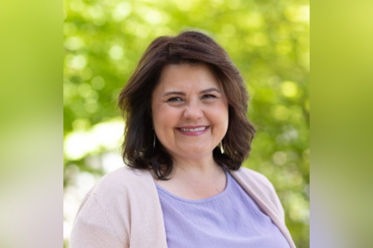 Governor Tina Kotek and First Lady Celebrate Independent Bookstore Day