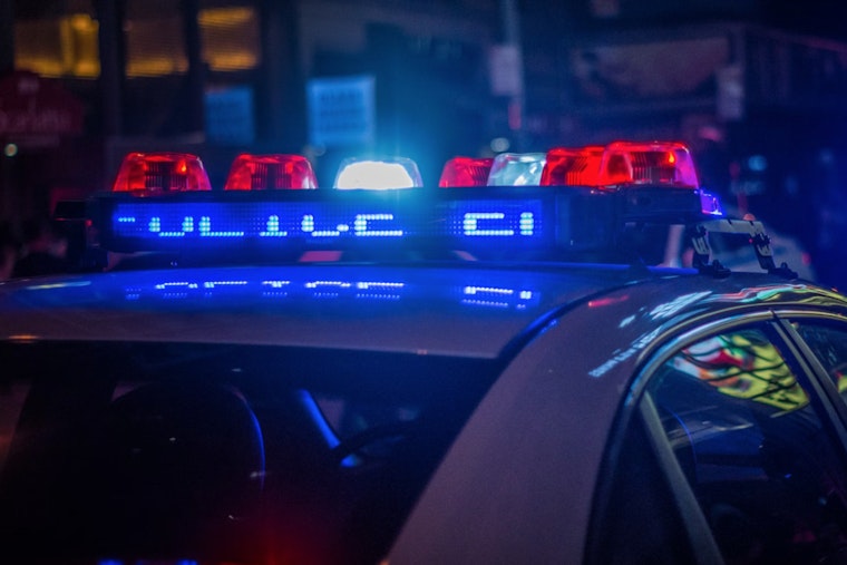 Man Killed, Woman Injured in Jacksonville Phoenix Neighborhood