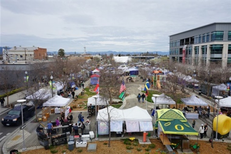 Medford's 72nd Pear Blossom Festival Promises Delight with Parade,