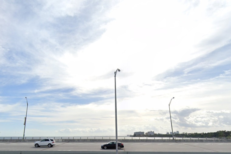 Miami Welcomes Earth Day with Pleasant Breezes and Warm Sunshine,