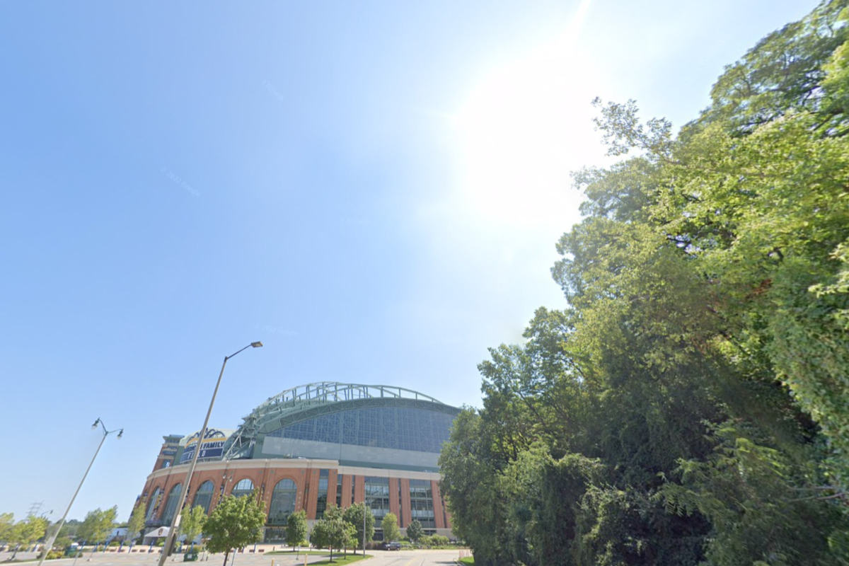 Milwaukee Weather Forecast Shows Cloudy Start, Sunny Weekend, and