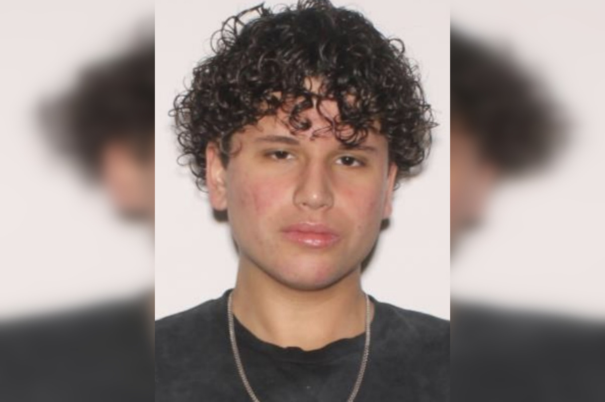 Pasco Sheriff's Office Seeks Help to Locate Missing Teen Angelos